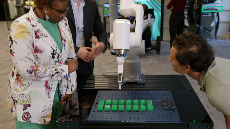 Explore the HPE Customer Innovation Centre in London | HPE